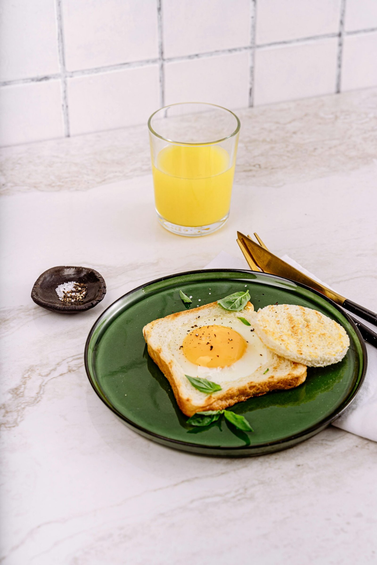 Mastering The Art Of Cooking Sunny Side Up Eggs | Crave Worthy Nutrition